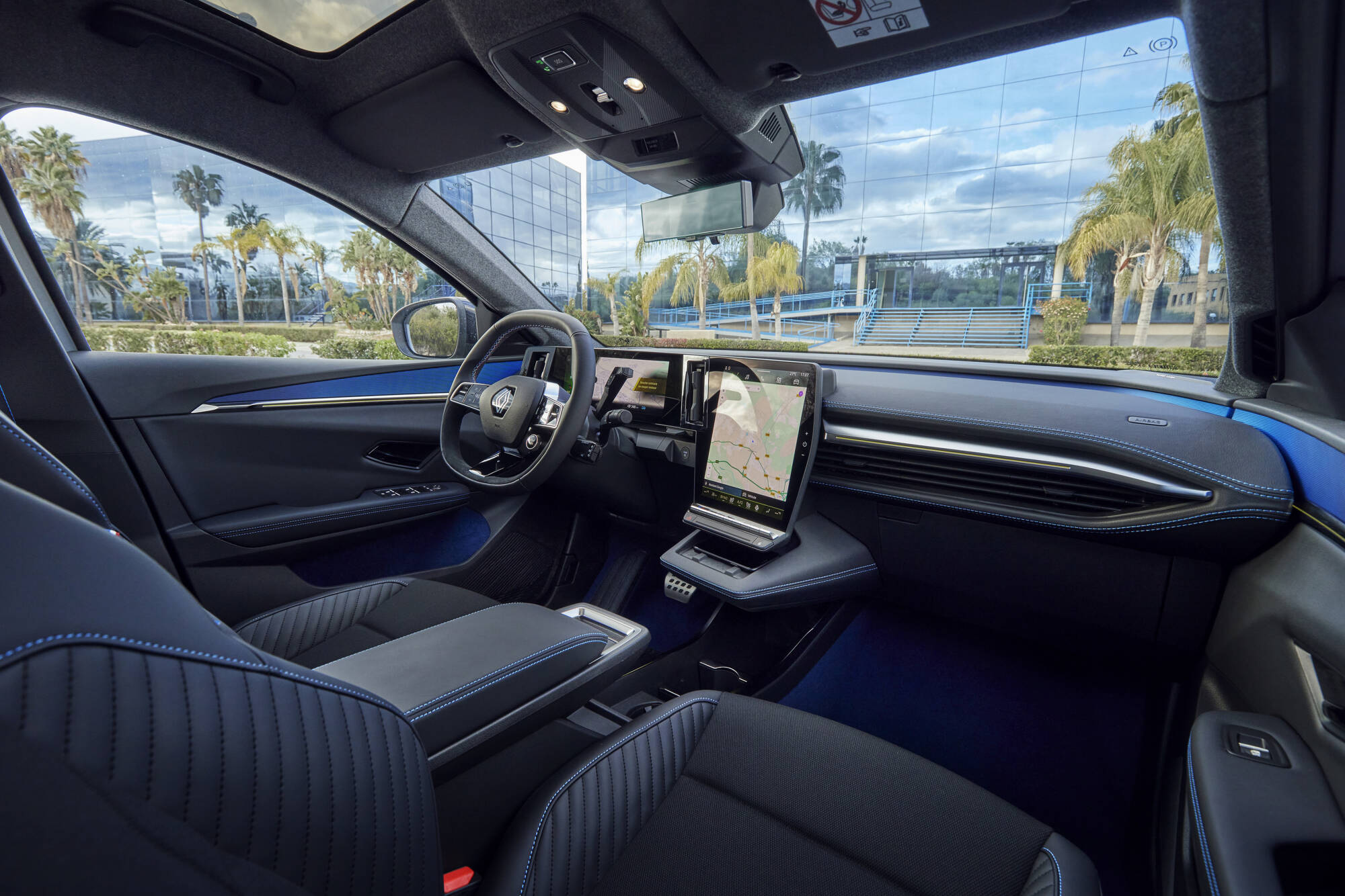 Renault Scenic E-Tech First Look Review