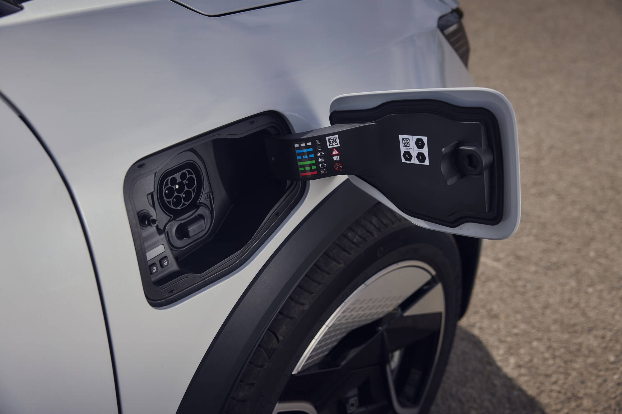 Renault Scenic E-Tech First Look Review