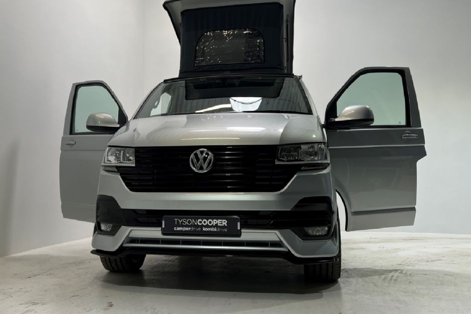 VW Transporter T28 SWB 150 DSG Highline Campervan Reflex Silver 274